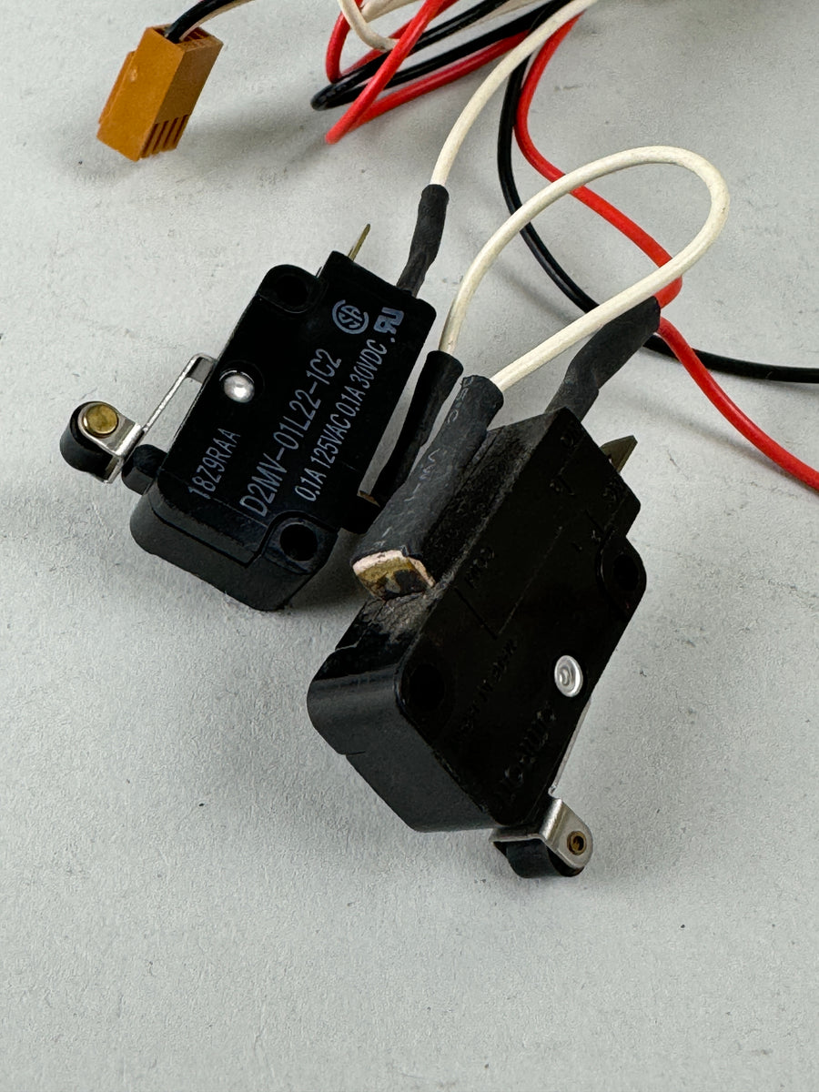 Omron Micro Switch D2MV-01L22-1C2 – Puma Export, Inc.