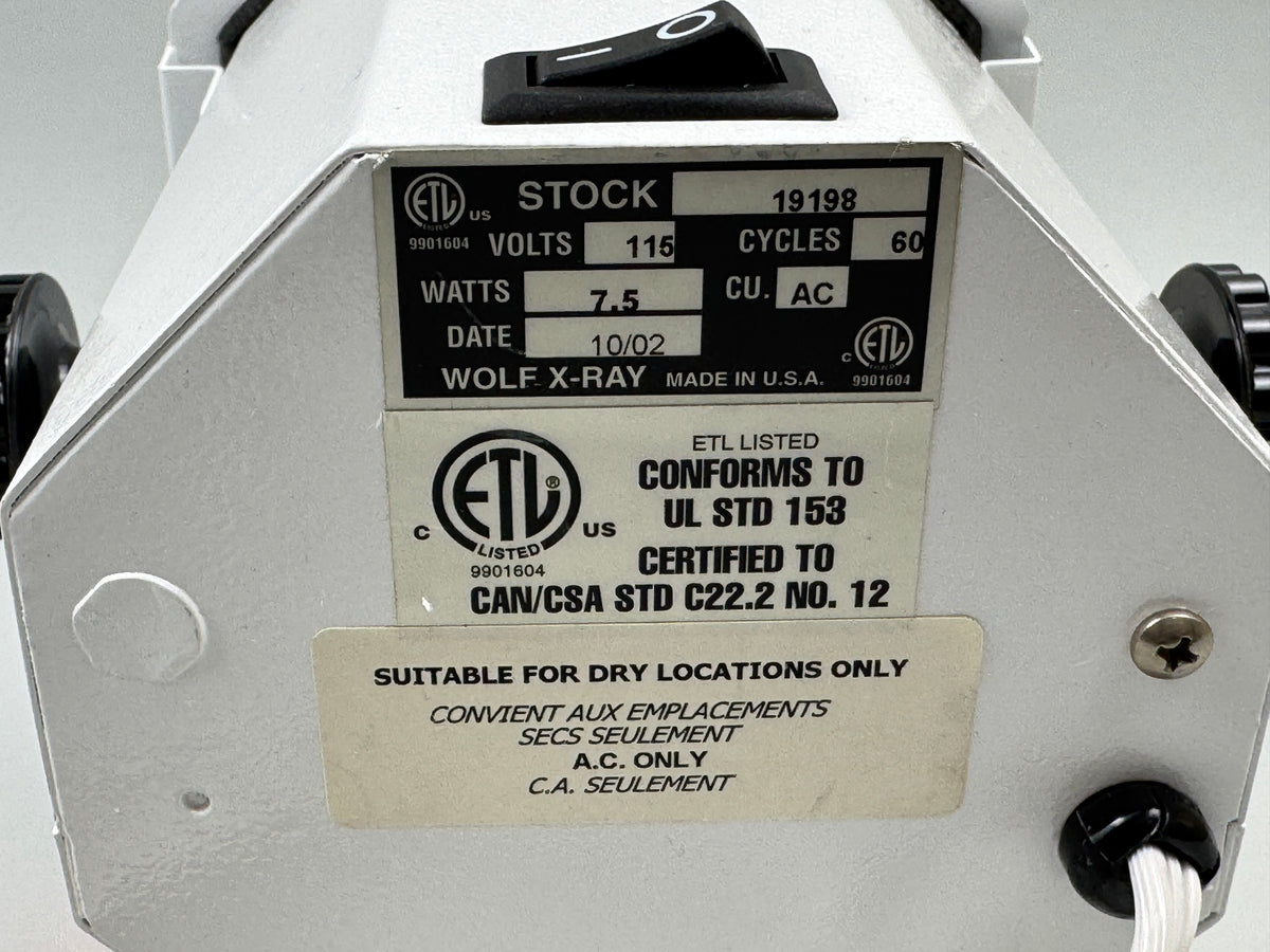 WOLF X-Ray Swivel Dark Room Safelight Light – Puma Export, Inc.