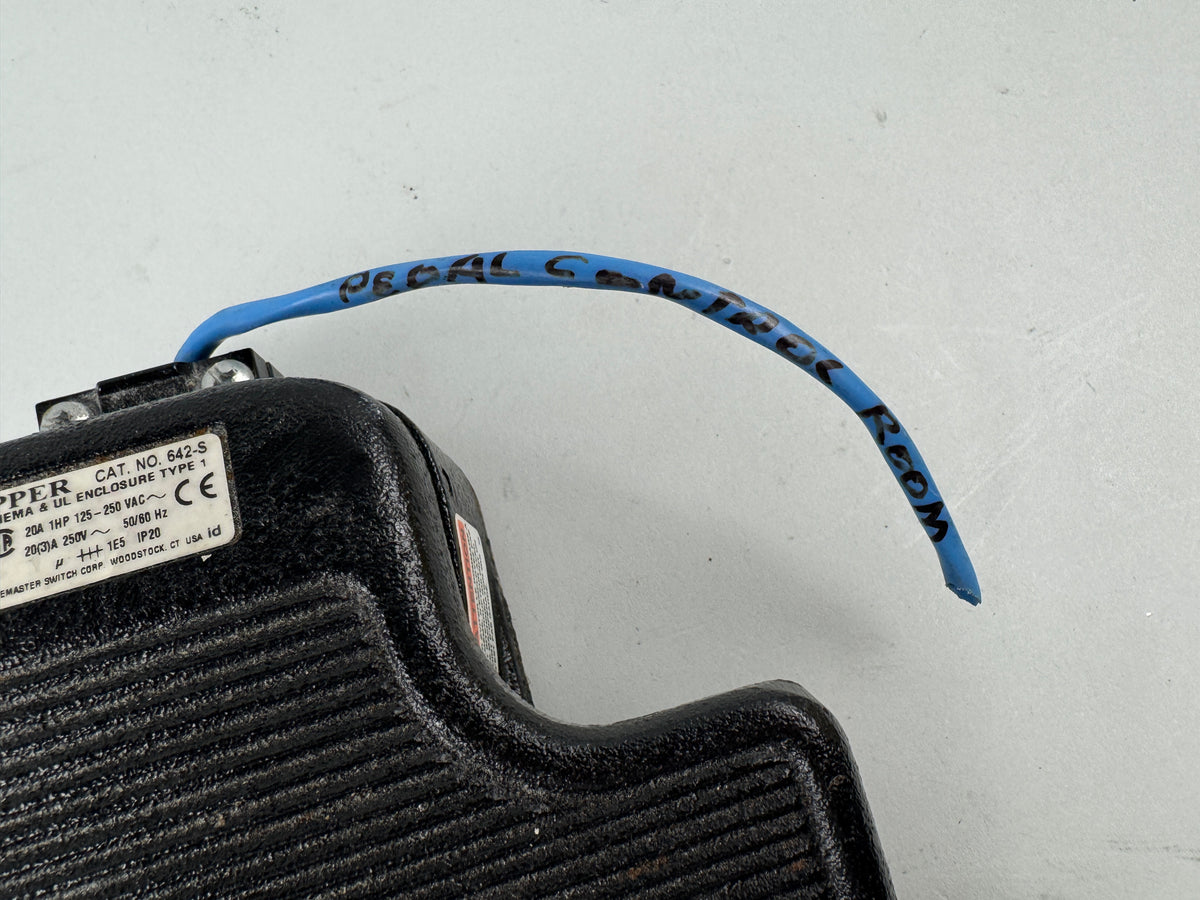 Linemaster Clipper Foot Switch # 642-S – Puma Export, Inc.